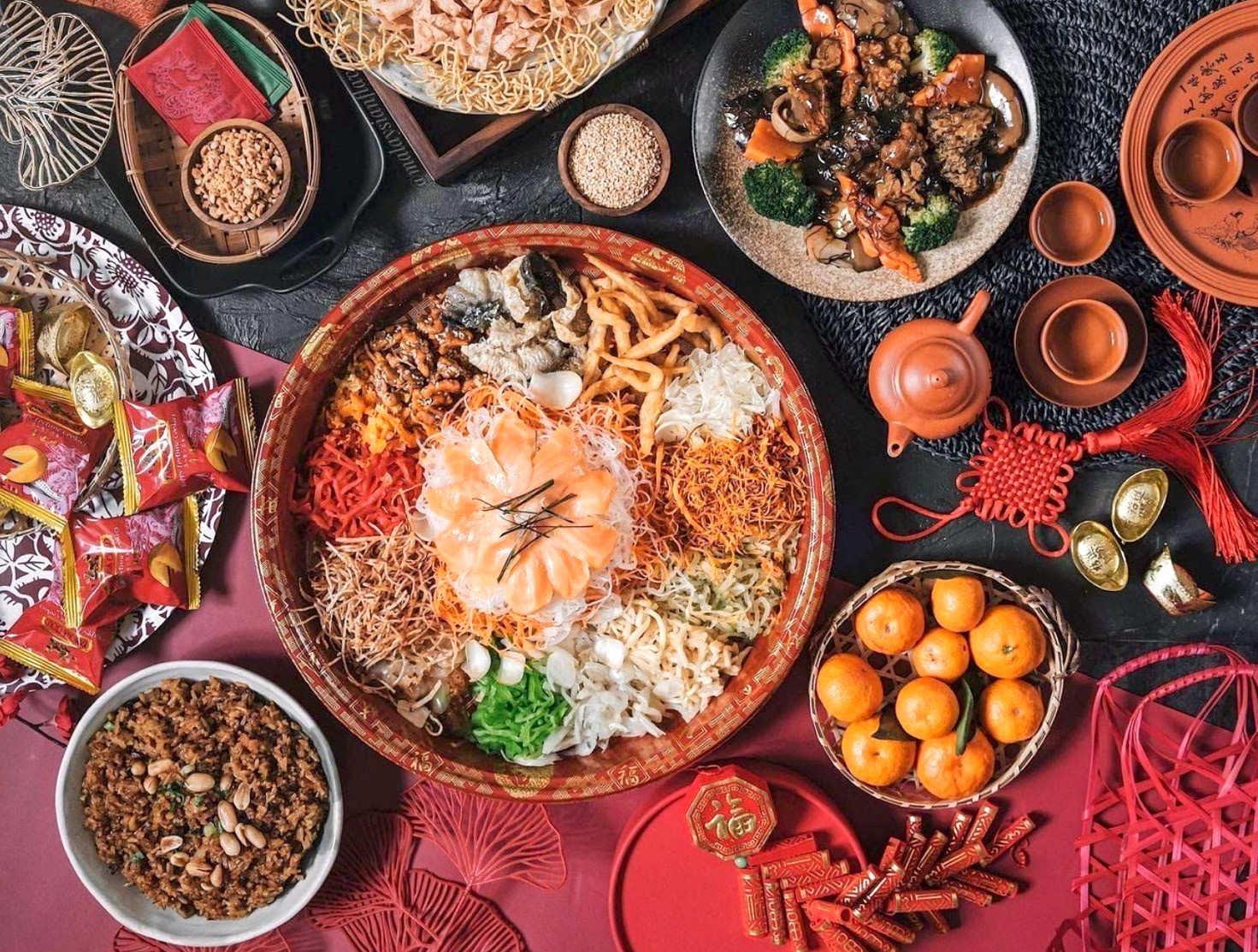 Feast With The Whole Family In The Year Of The Tiger - Mummyfique