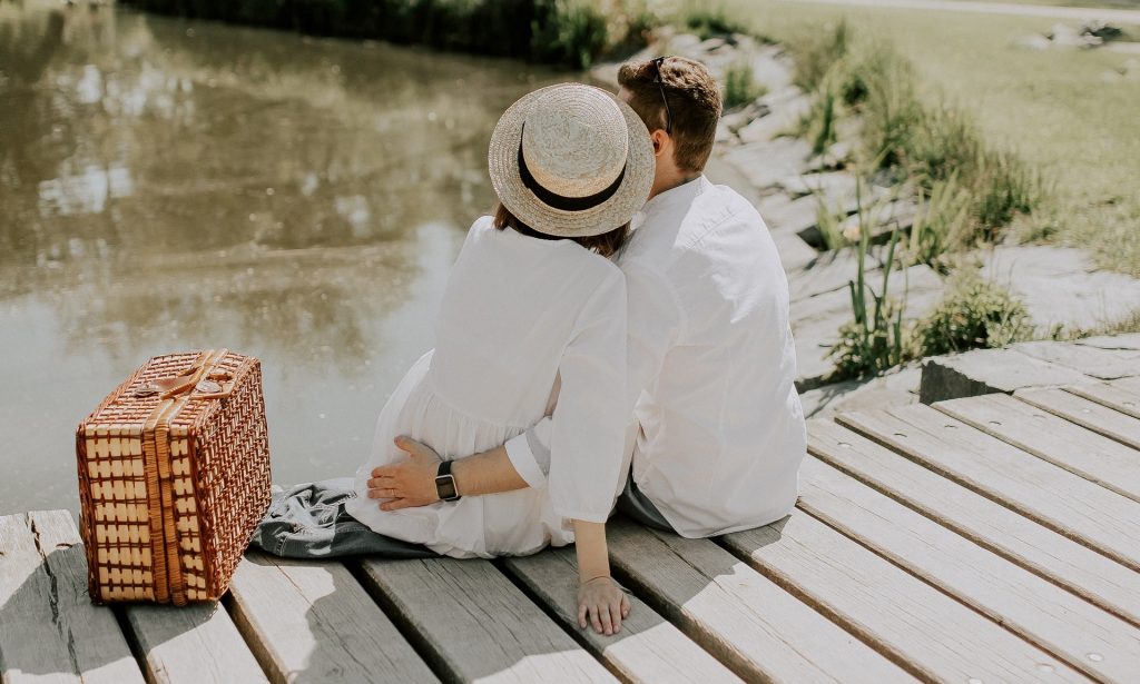 20 Simple Acts To Keep The Spark Alive In Your Relationship Mummyfique