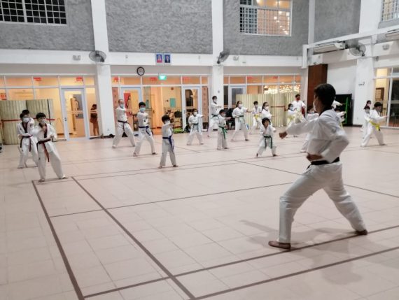 Behind The Scenes With The Trainers At Tanglin Community Club - Mummyfique