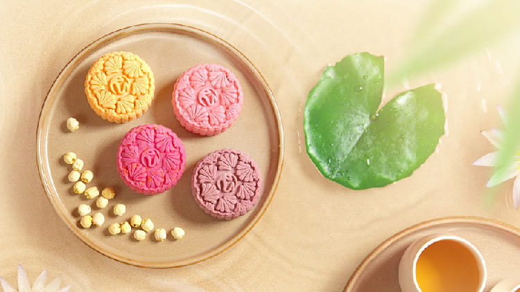 Resorts-World-Sentosa-Mooncakes - Mummyfique